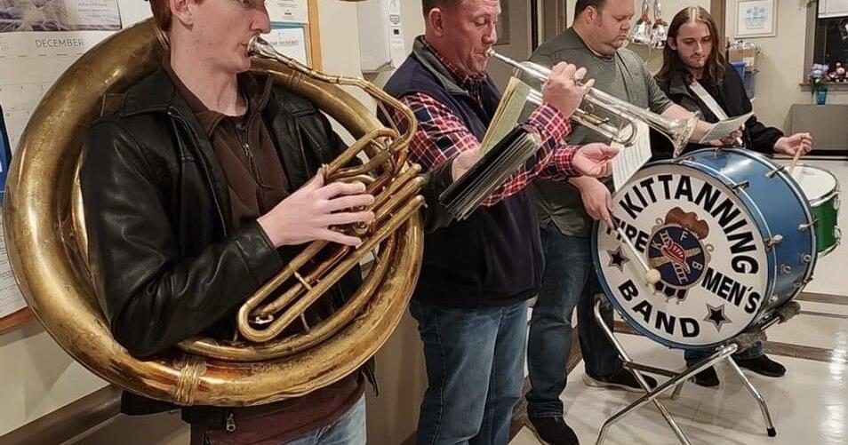 Kittanning Firemen’s Band plays Christmas songs for area residents ...