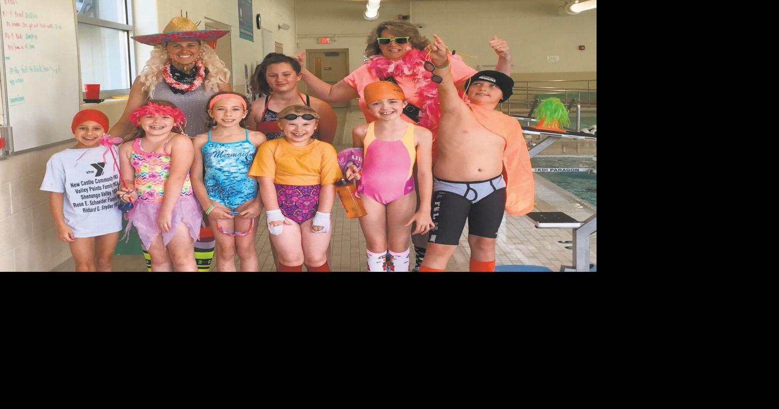 Swim team celebrates ‘Spirit Week’ | Front-page | leadertimes.com