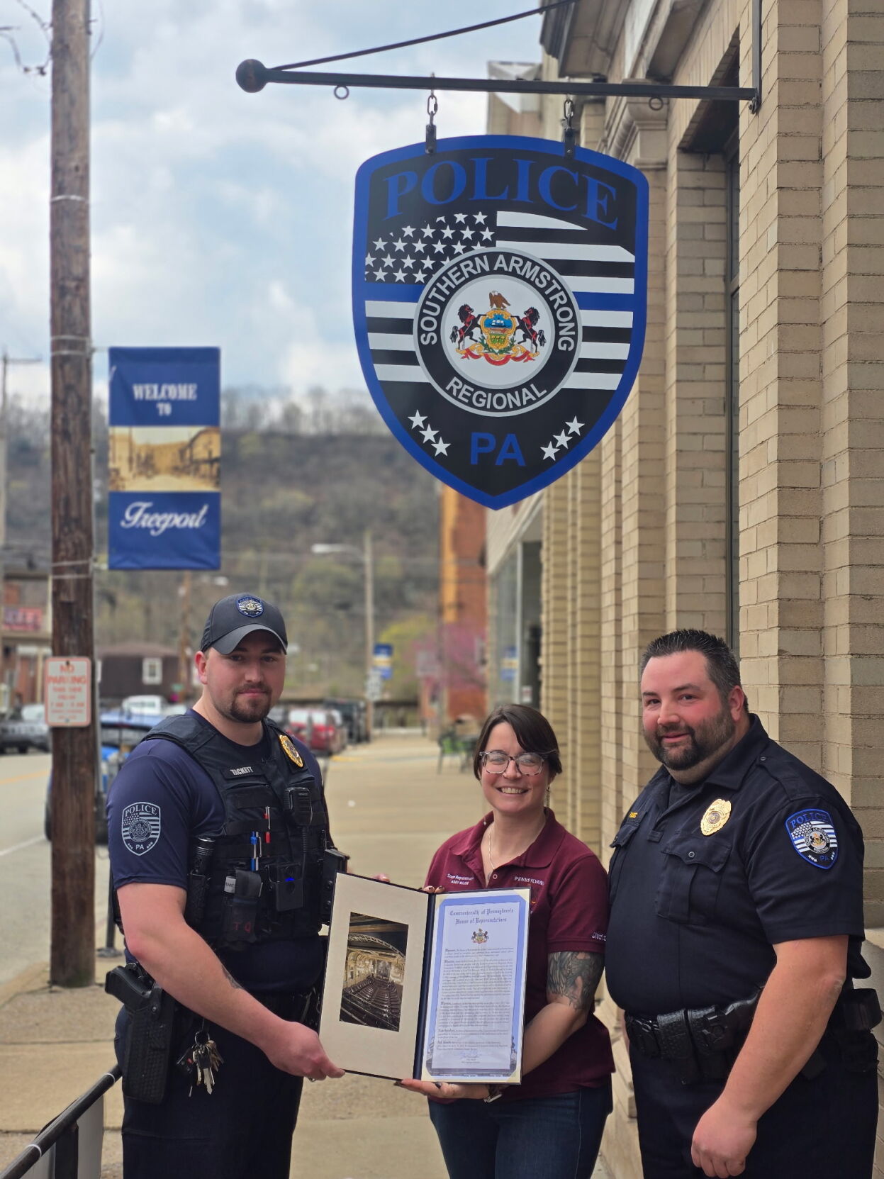 SARPD lieutenant honored for life-saving response in Ford City | News ...