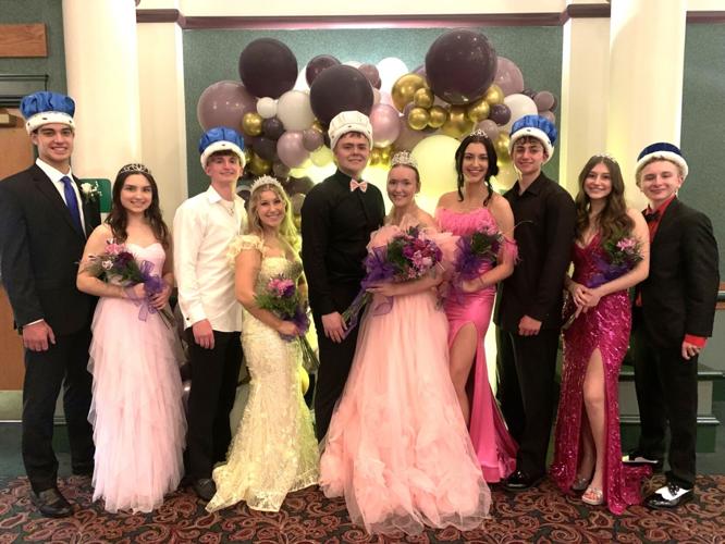 Freeport Prom king and queen are crowned | News | leadertimes.com
