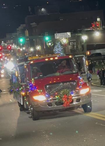 ‘Festival Through The Borough (Parade)’ moments | News | leadertimes.com