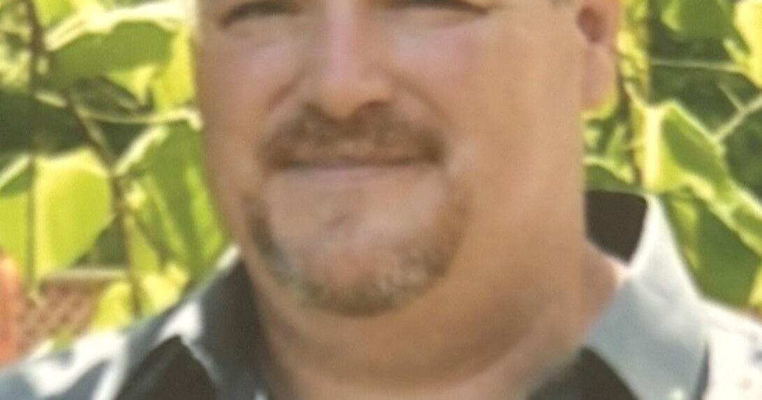 Bradley E. 'Cogs' Cogley | Obituaries | leadertimes.com