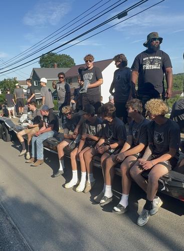 People come out for the annual Shannock Valley Community Parade | News ...