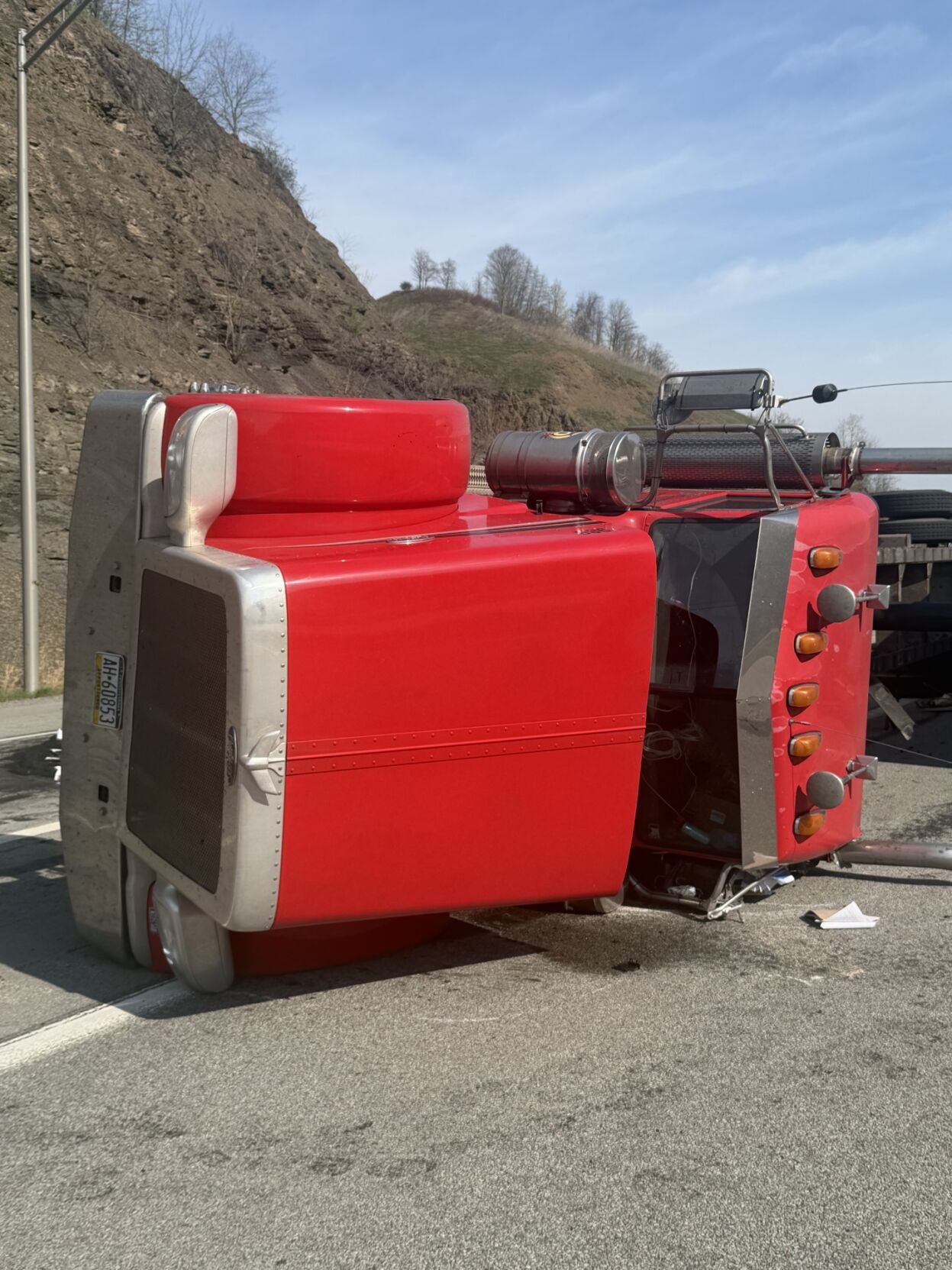 Responders rush to overturned truck | News | leadertimes.com
