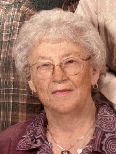 Evelyn R Barrett Obituaries