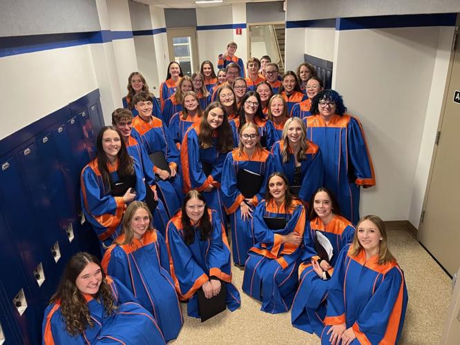 AJSHS Chorus performs at local festivals | News | leadertimes.com