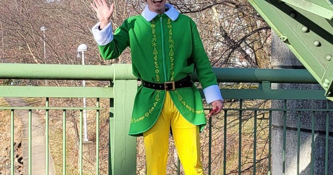 Elf spotted in Kittanning | News | leadertimes.com
