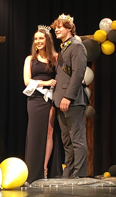 ARHS Prom attendees behold event’s best and brightest | News ...