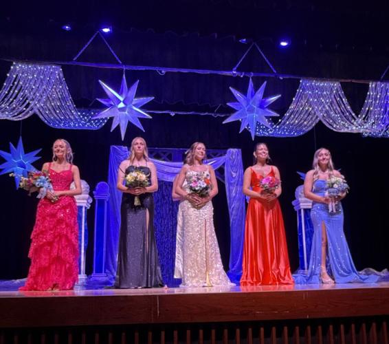 WSJSHS holds 2025 prom grand march | News | leadertimes.com