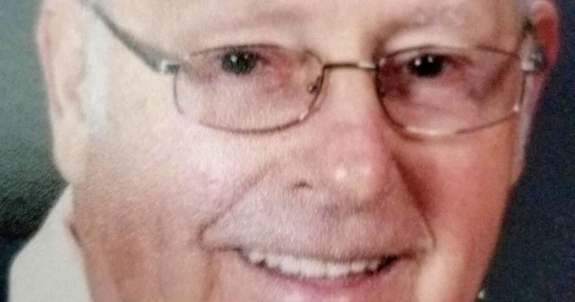Mr. Charles O. Beck | Obituaries | leadertimes.com