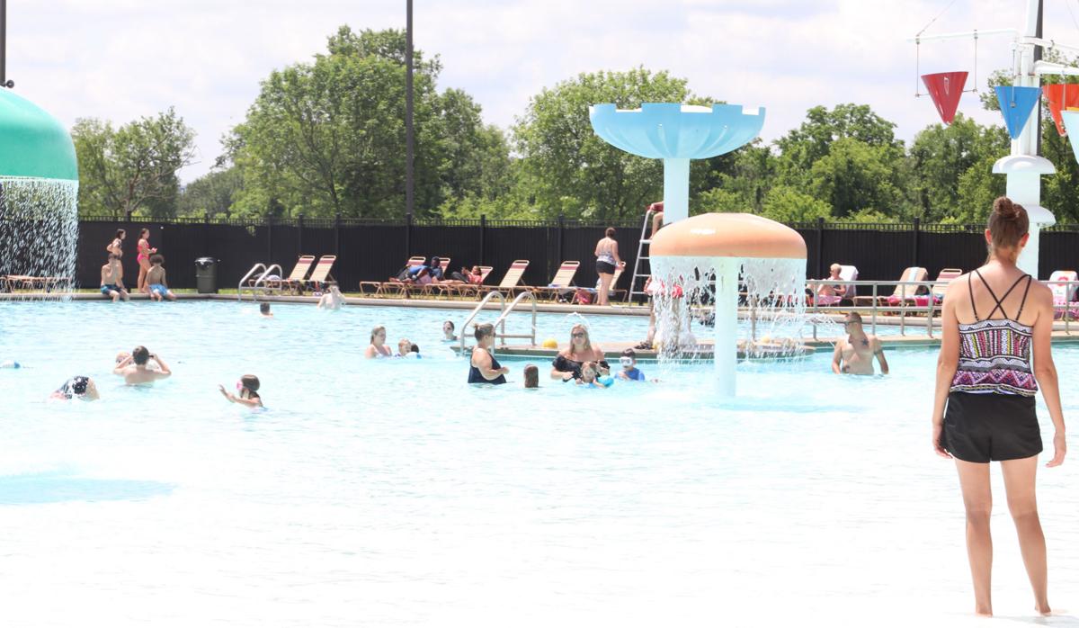 Jimmy Floyd kicks off summer with reopened pool | Entertainment ...