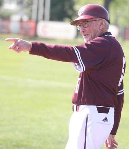 Hunt honored by favorite boyhood MLB team | Sports | lebanondemocrat.com