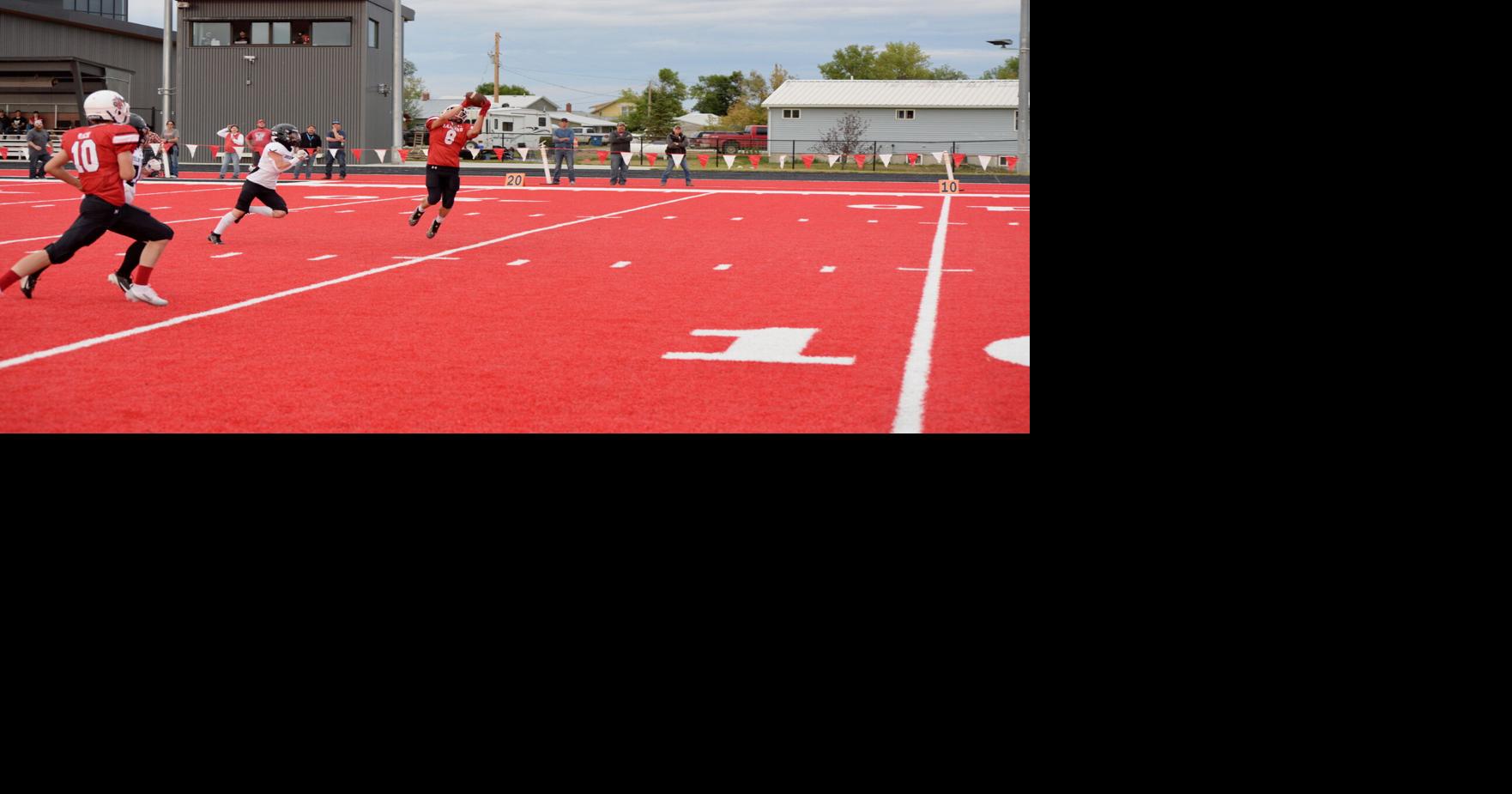 Roy-Winifred football starts season strong | Sports | lewistownnews.com