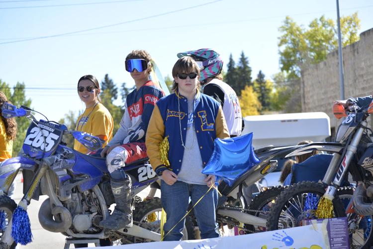 Photos from the FHS Homecoming parade | News | lewistownnews.com