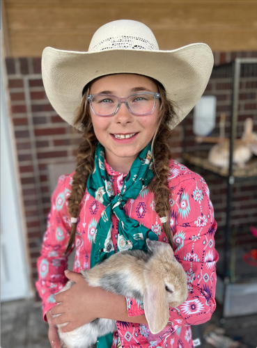 SPOTLIGHT: Maryn Wickens loves working with animals | Community ...