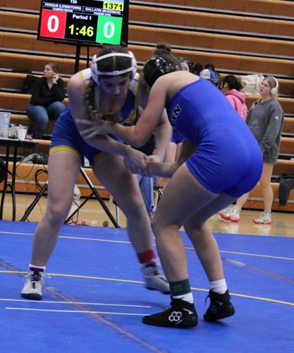 Grace Hicks, Fiscus place at home invitational | Sports | lewistownnews.com