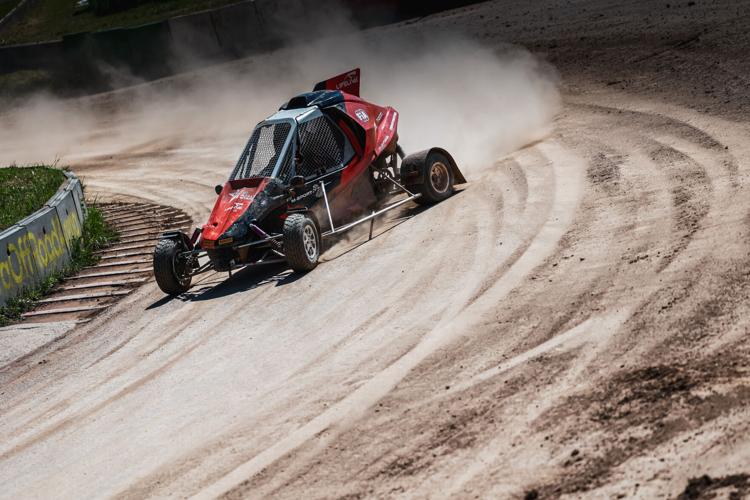 'Once-in-a-lifetime' opportunity sends Denton native racing in Italy ...