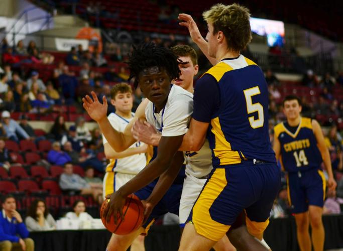 FHS boys bow out of divisional tournament | Sports | lewistownnews.com