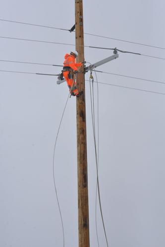 Fergus Electric works to restore power across Central Montana amid spring storm | News ...