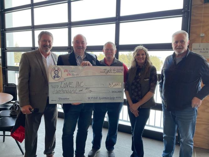 Lewistown Elks Lodge gives $6,000 to local groups | | lewistownnews.com