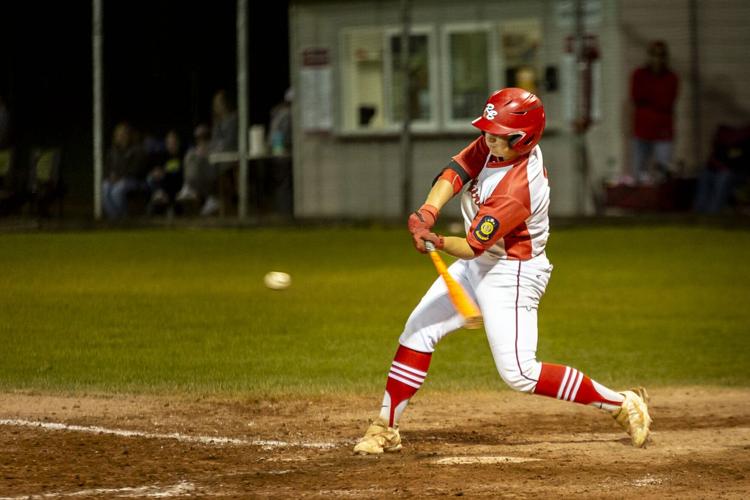 Redbirds pick up win at district tournament | Sports | lewistownnews.com