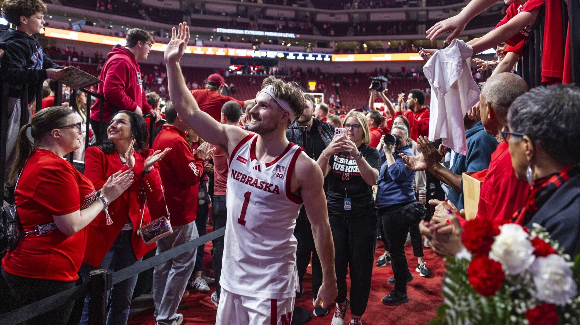 Scammer posing as Lincoln officer demands money from K.C. resident ...