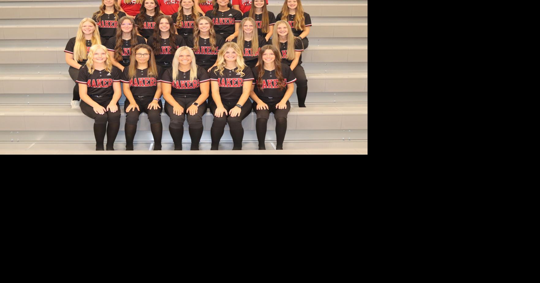 Cozad softball brings home one win from York tournament