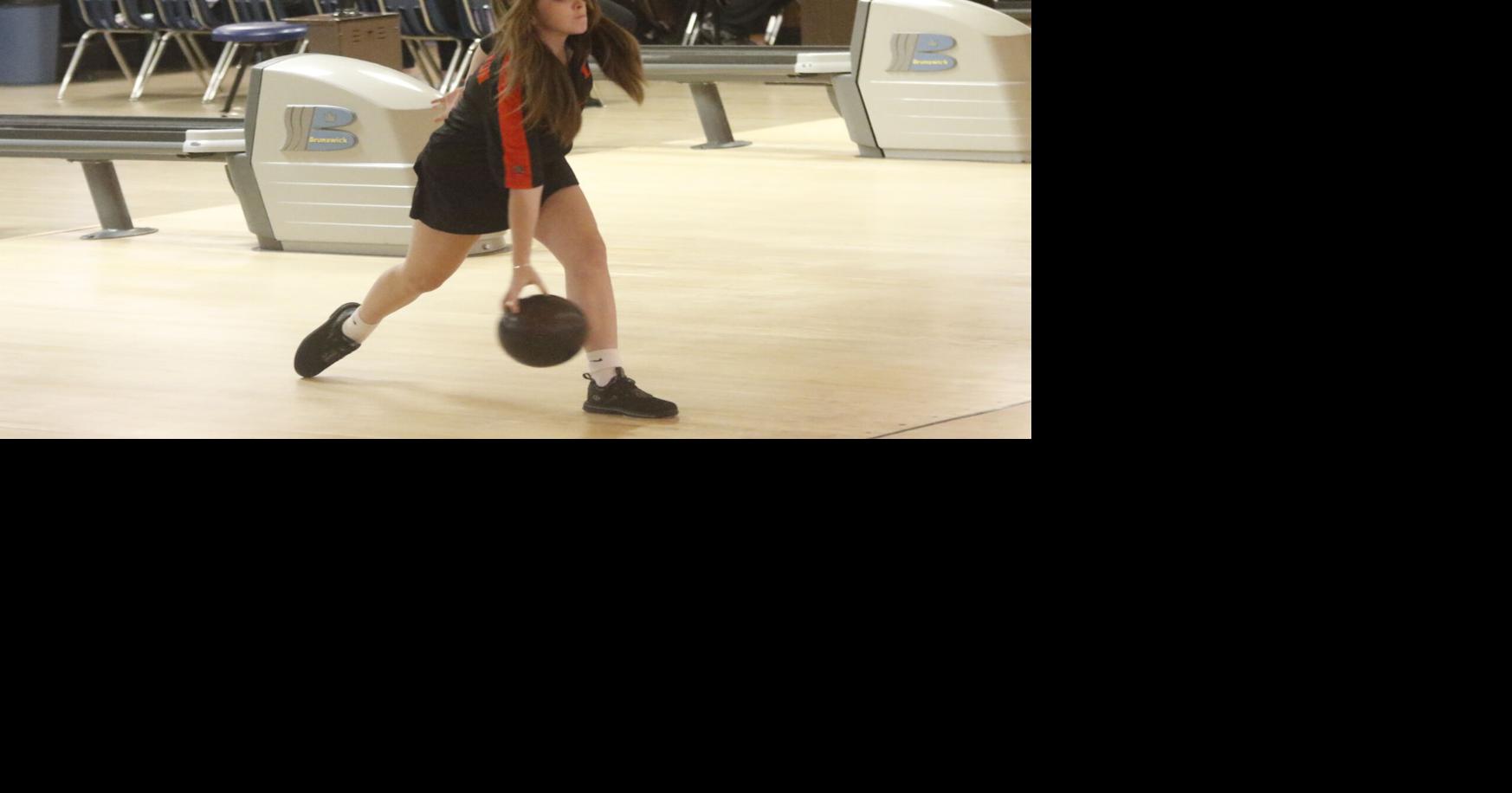 Lexington varsity bowling wins over Southern Valley