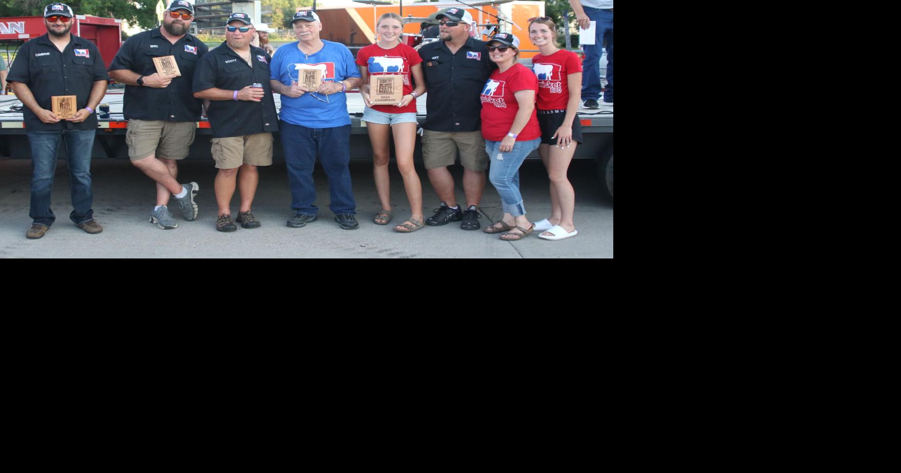 Overton community barbecue draws over 600 people