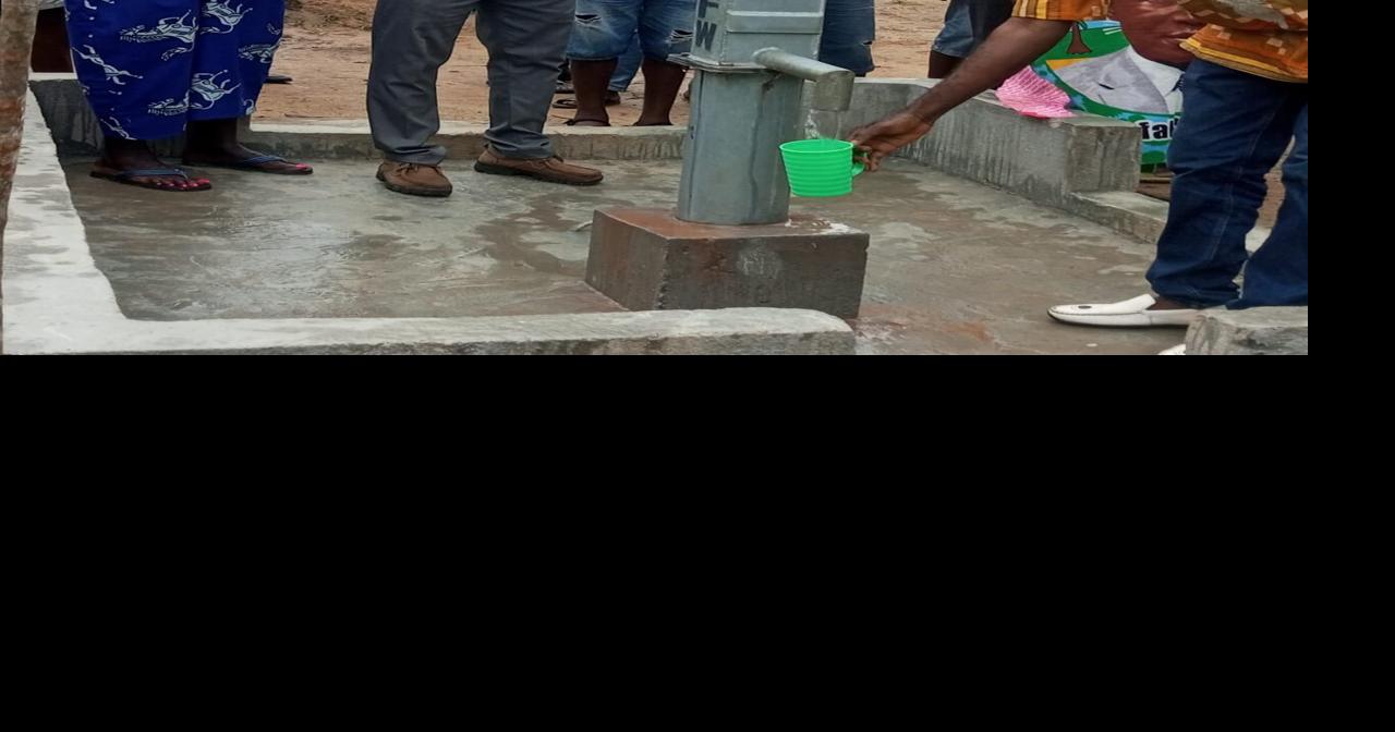 Pleebo City Gov’t Donates Newly Constructed Hand Pump to Neglected ...