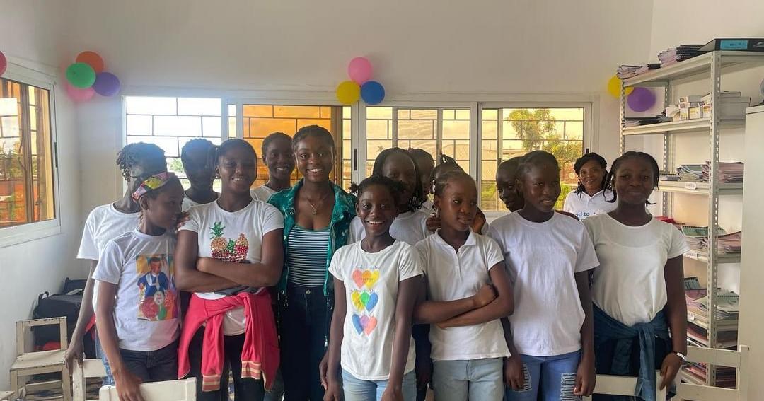 Period With Pride Delivers Over 100 Pads to Students at Rosetta Steps ...