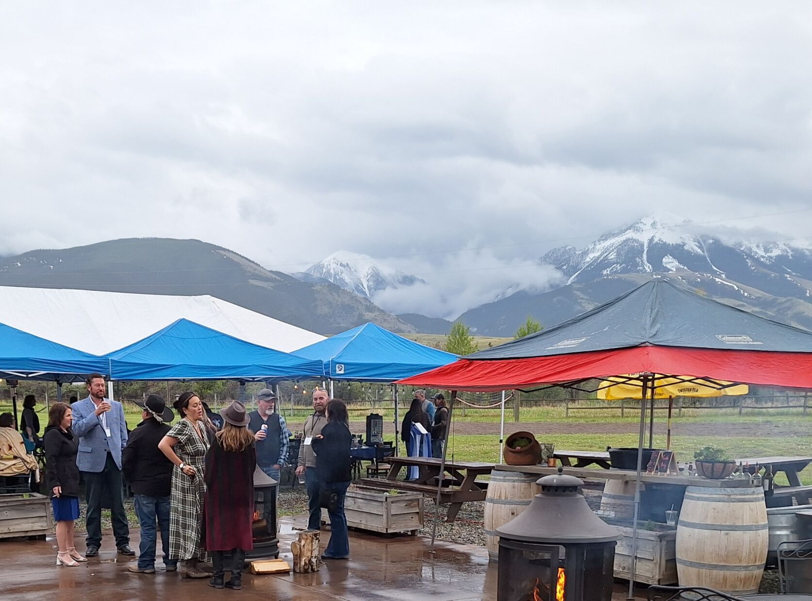 Local businesses honored at chamber gala | News | livingstonenterprise.com