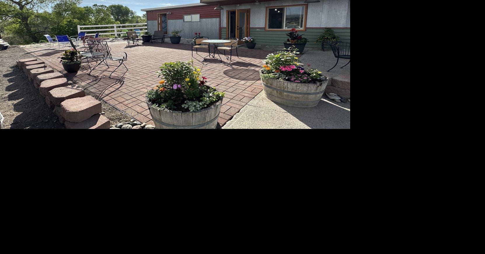 Rx Coffee gets a new patio | Local | livingstonenterprise.com