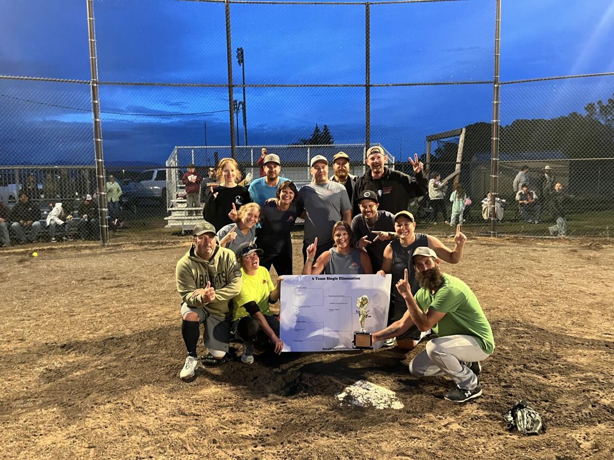 Coed adult slowpitch softball season ends with a bang | Sports ...