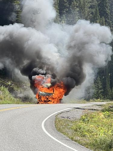 Van explodes on fire at Yellowstone | News | livingstonenterprise.com