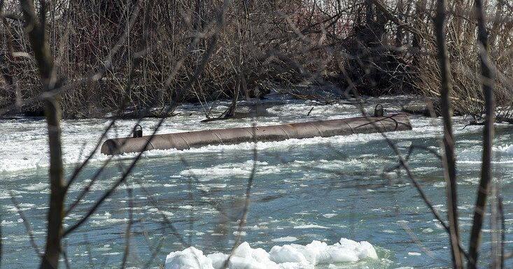Ice jams up pontoon removal plan | Local News | lockportjournal.com
