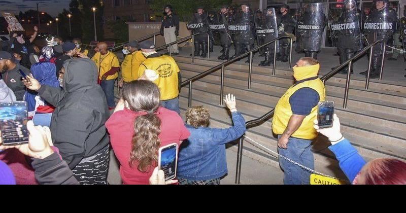 Protest in Niagara Falls ends peacefully | Local News | lockportjournal.com