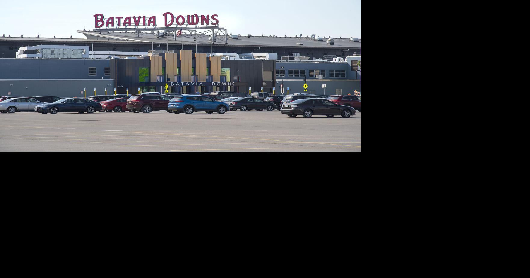 SHAKING THE MONEY MAKER: Luxury boxes for a few at taxpayer expense ...