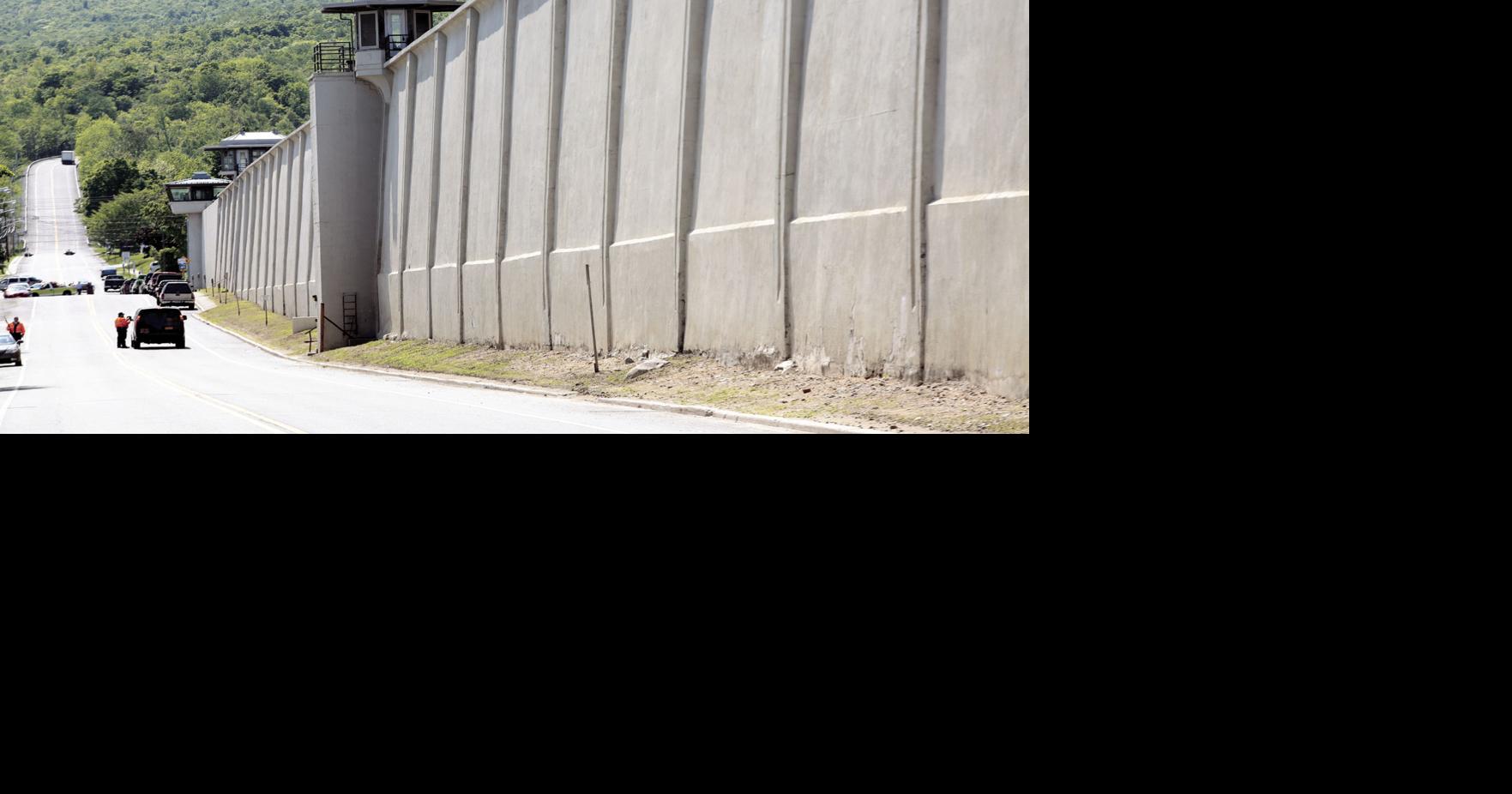 State's move to shut prison spawns protest | Local News ...