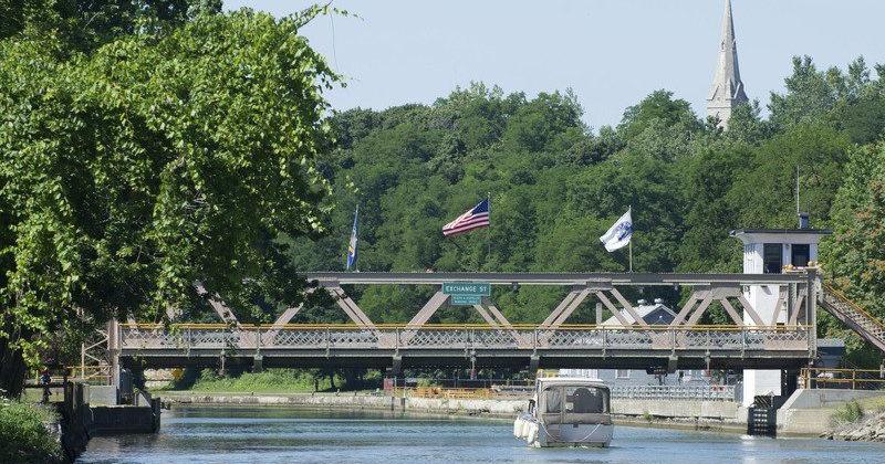 Lift bridges are in need of attention | Local News | lockportjournal.com