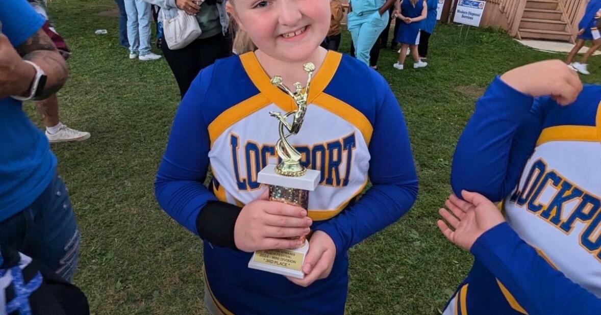 Cheerleading coaches teaming up to help Lockport girl | Local News ...