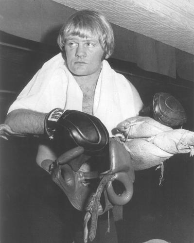 Former Lockport boxer, Newfane principal Tom Hicks fought until his ...