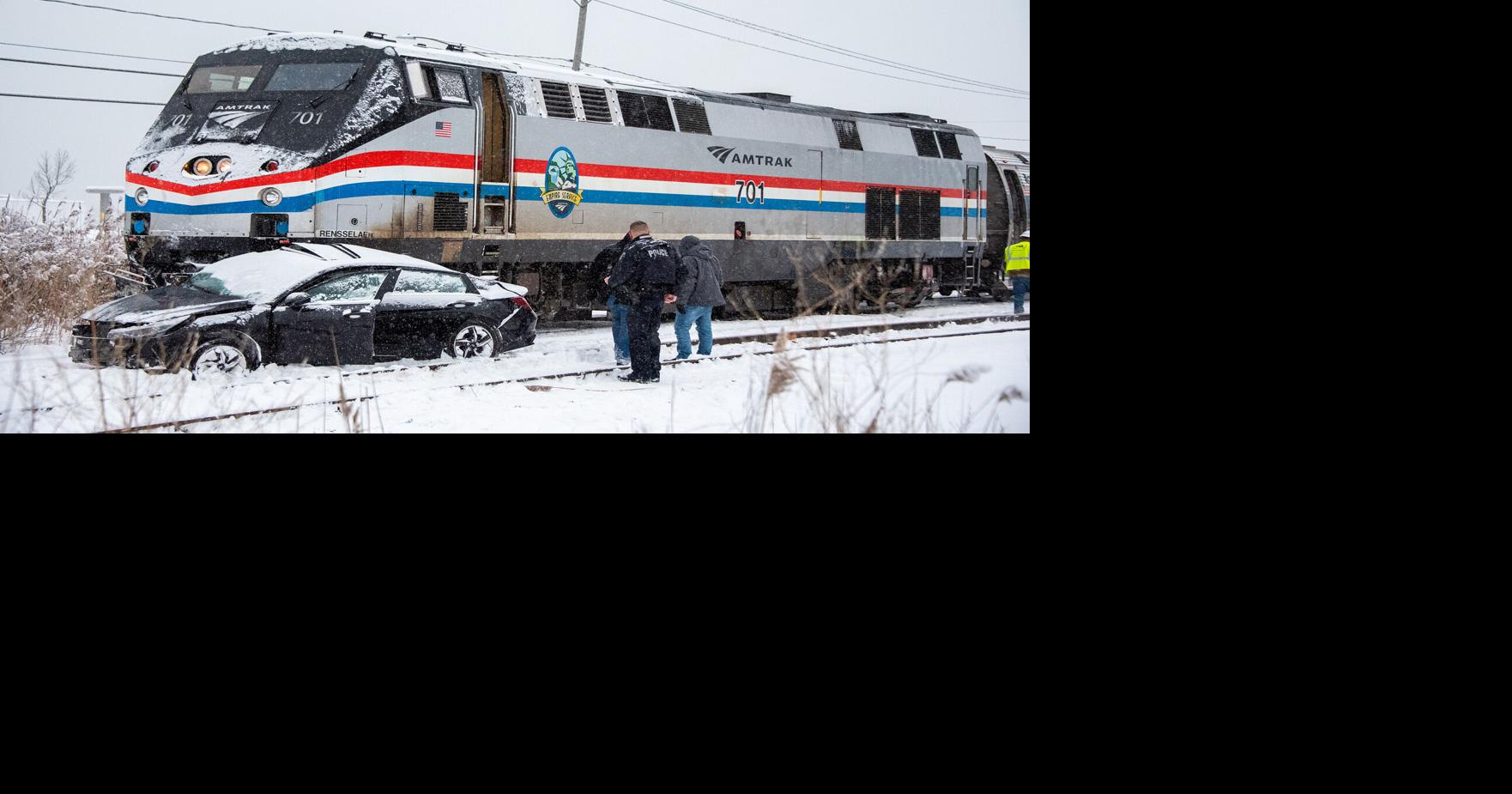 Car struck by Amtrak train in North Tonawanda | Local News ...