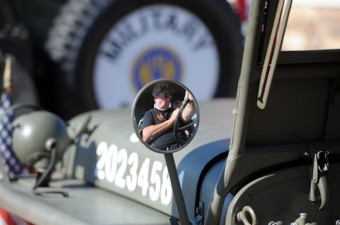 Vintage World War II Jeep drivers honor soldiers | News | lodinews.com