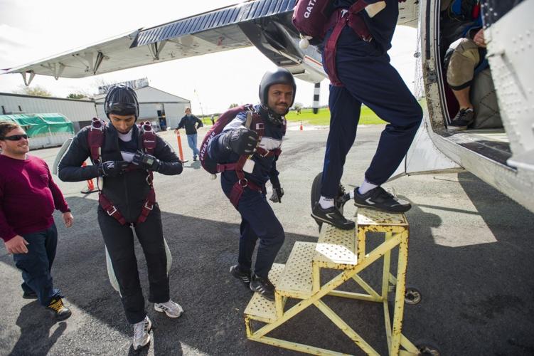 Skydiving team from Qatar trains at Lodi Parachute Center | News ...