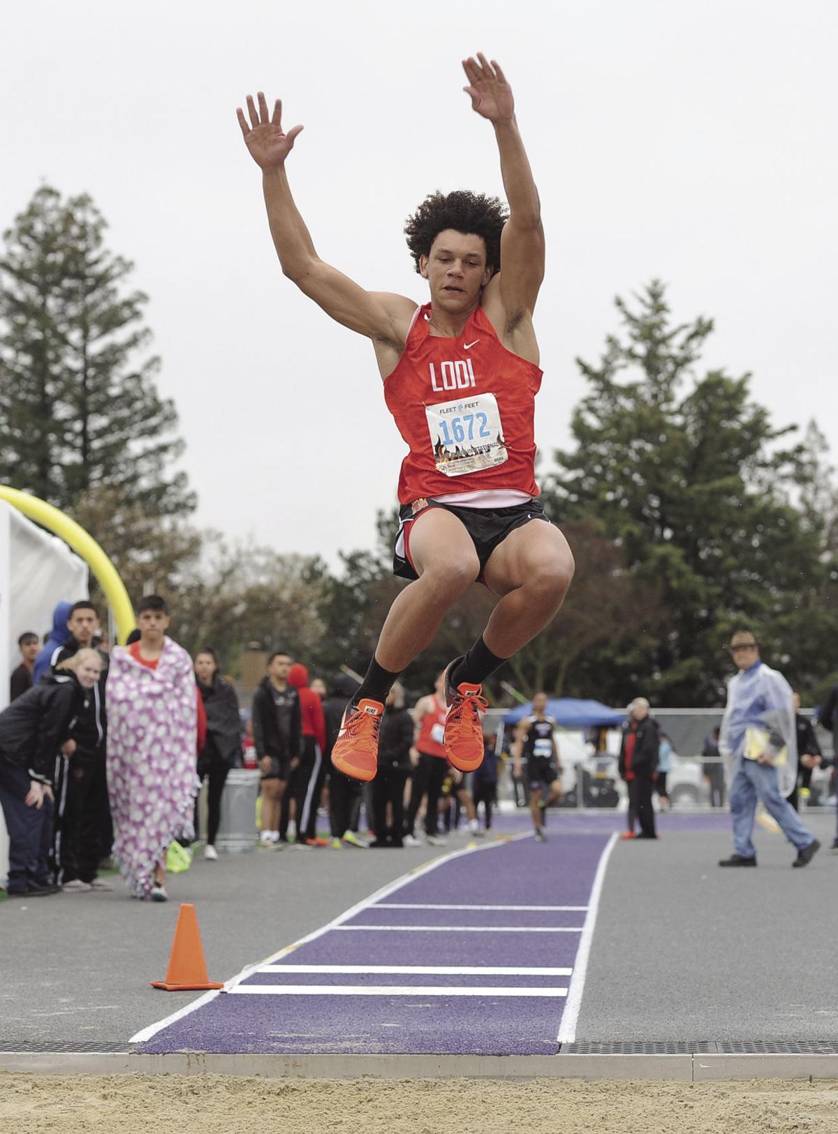 Track and field: Lodi dominates Grape Games | Sports | lodinews.com