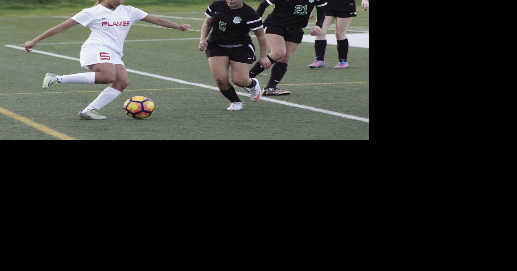 Girls soccer: Lodi captures TCAL title, joins Tokay boys as league ...