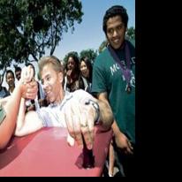 Morada Middle counselor teaches confidence through arm wrestling | News ...