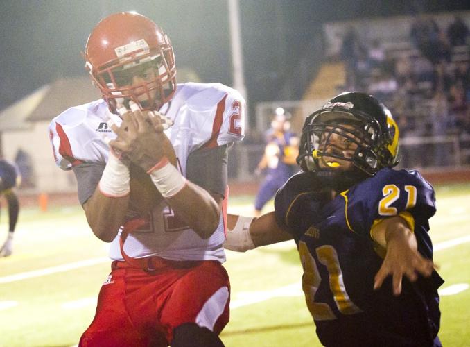 Lodi Flames pick off Turlock Bulldogs in football playoff opener ...