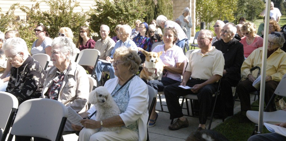 St. John’s Episcopal Church honors furry friends with ‘Blessing of the ...